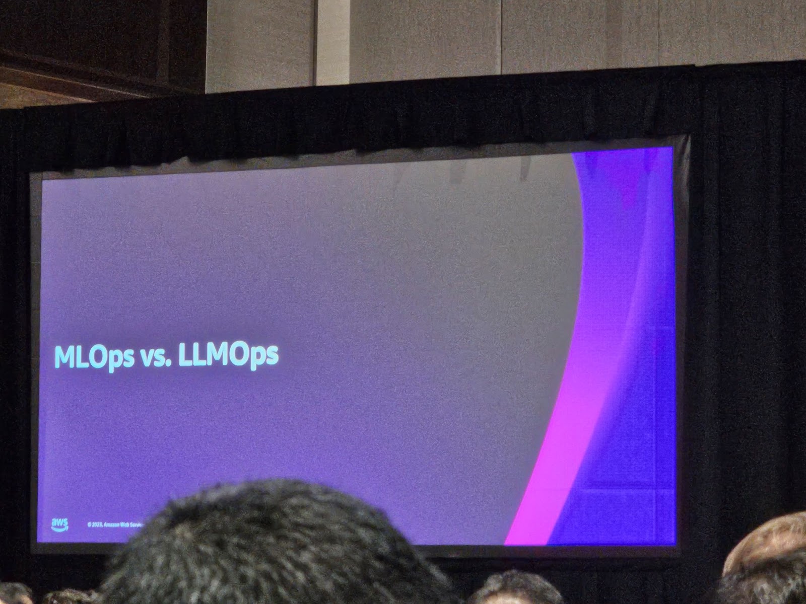 LLMOps：The lifecycle of an LLM - Hyper Billing